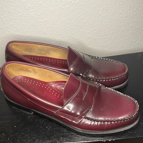 Shoes | Bass Weejuns Loafer | Poshmark